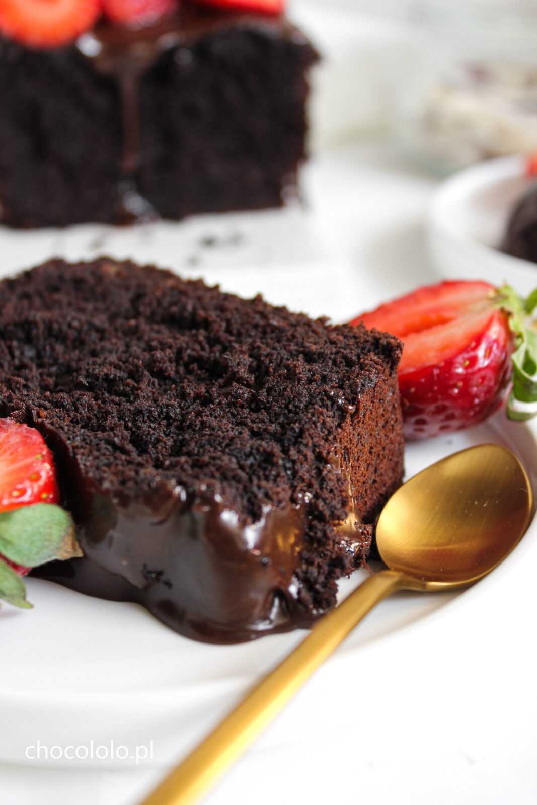 Wegańskie ciasto czekoladowe (bezglutenowe) - Chocololo.pl - czekoladowy blog