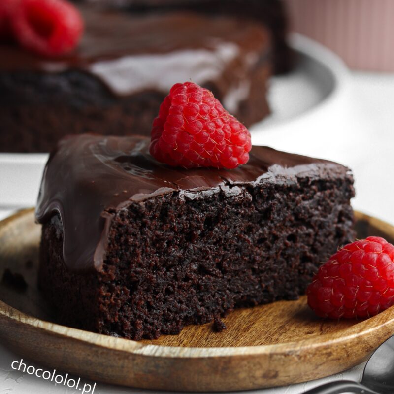 Wegańskie ciasto czekoladowe - Chocololo.pl - czekoladowy blog