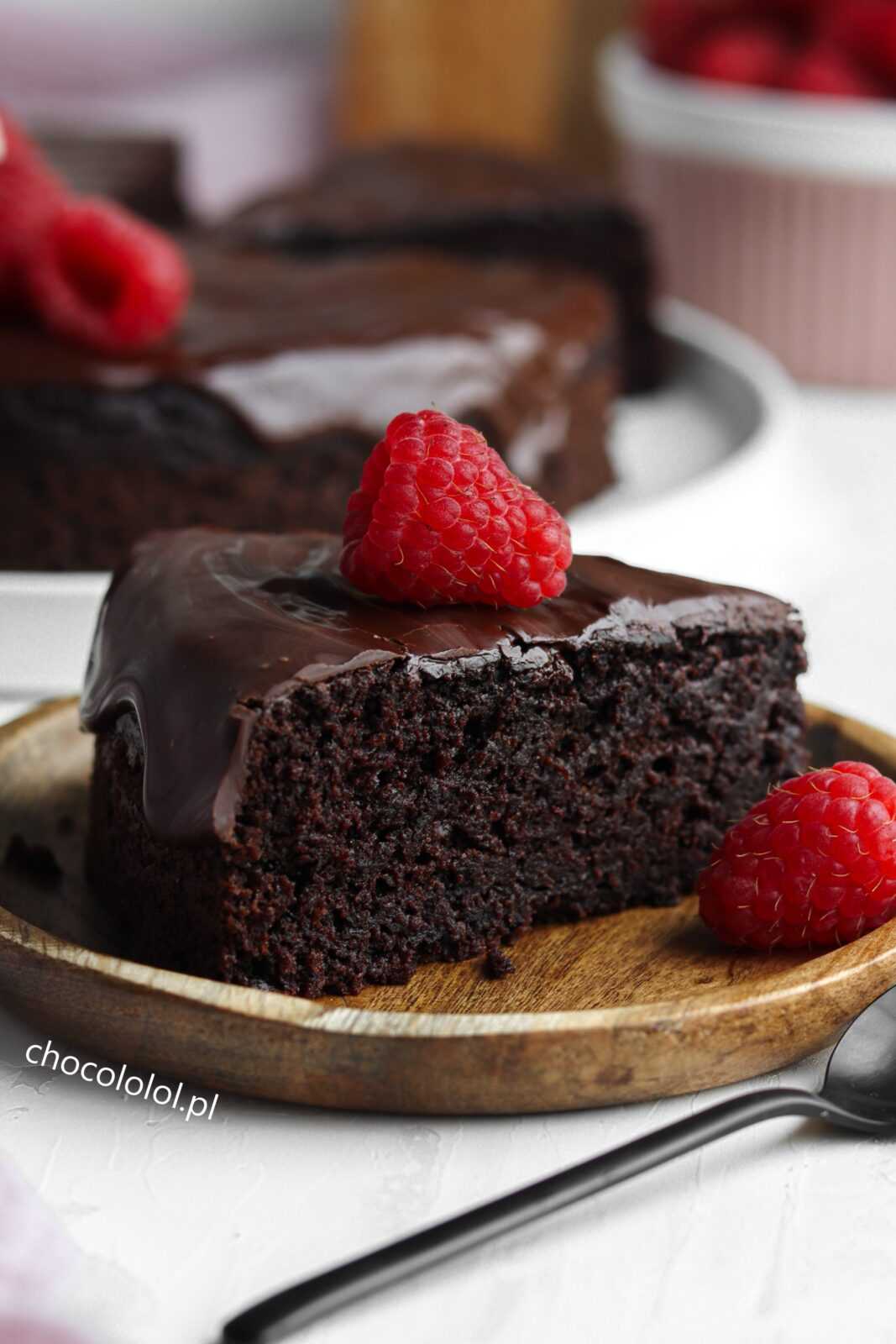 Wegańskie ciasto czekoladowe - Chocololo.pl - czekoladowy blog