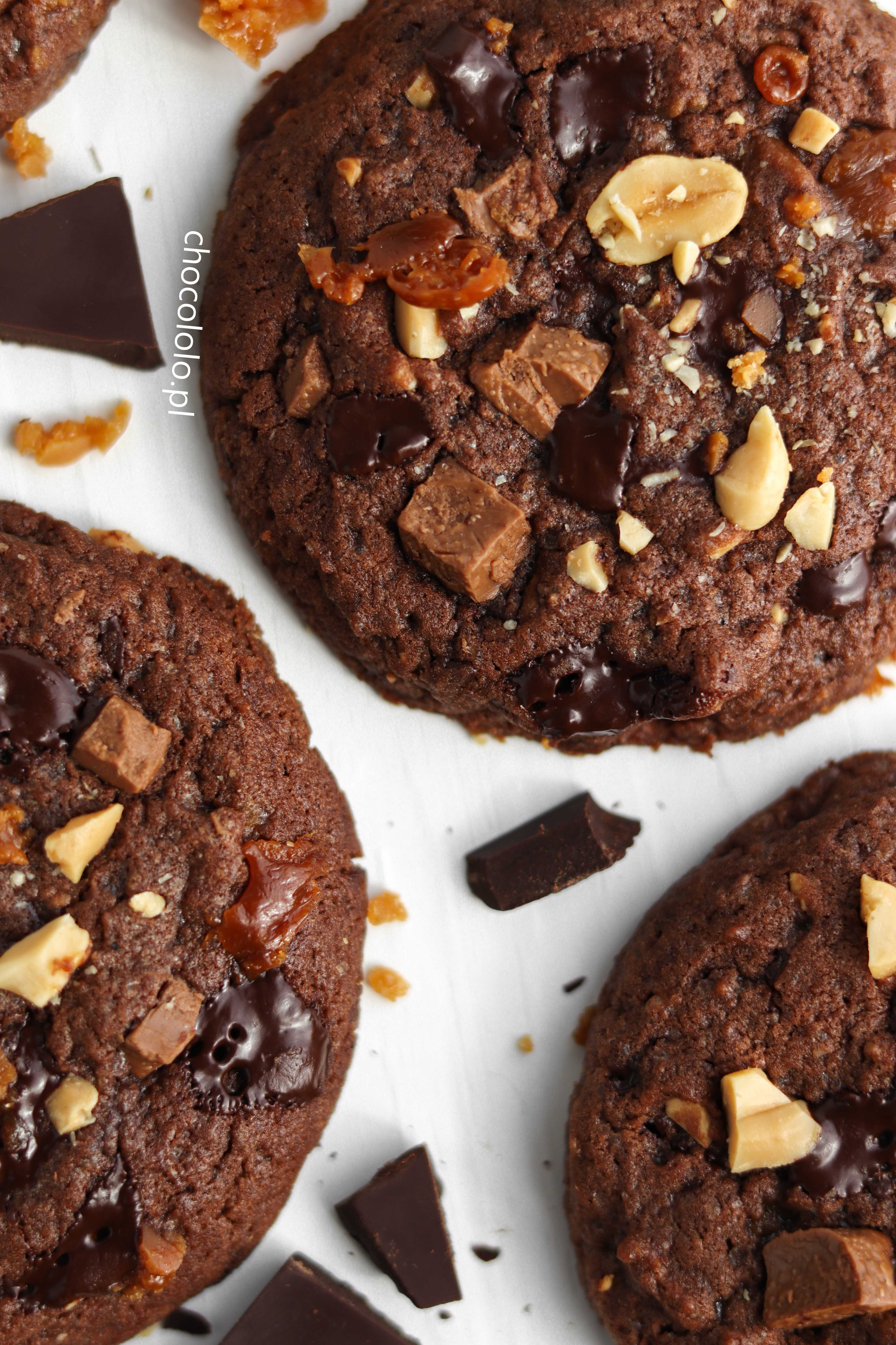 Ciasteczka czekoladowe z orzeszkami i krówkami - Chocololo.pl ... Ciasteczka czekoladowe z orzeszkami i krówkami - Chocololo.pl ...