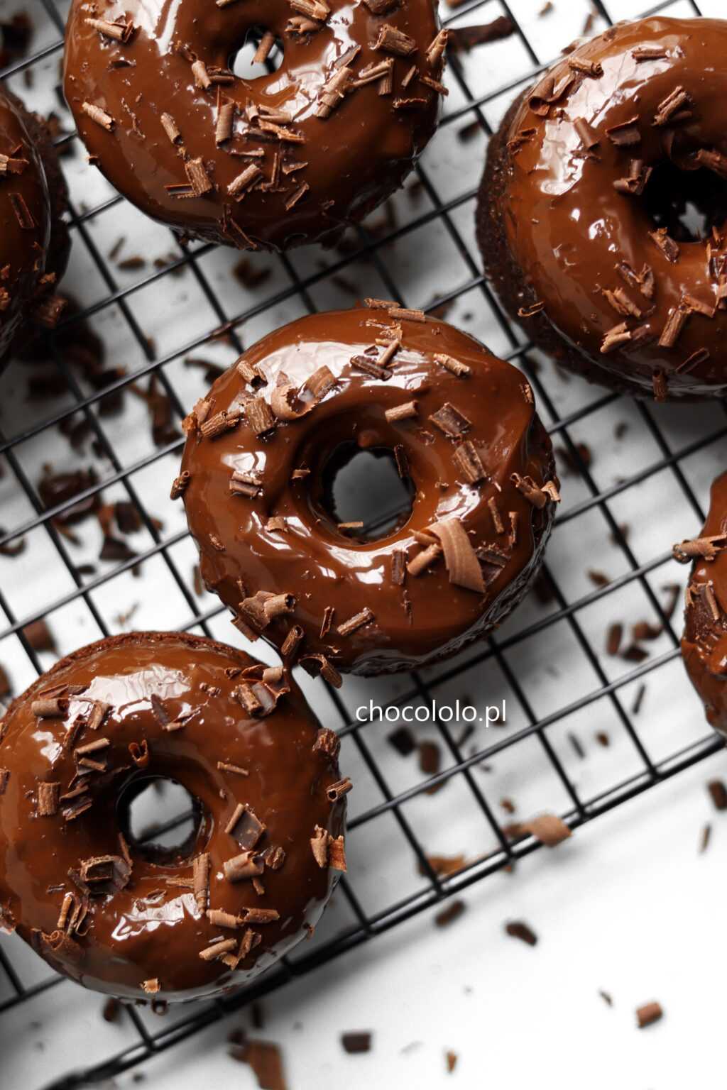 Czekoladowe oponki donuts (pieczone) - Chocololo.pl - czekoladowy blog