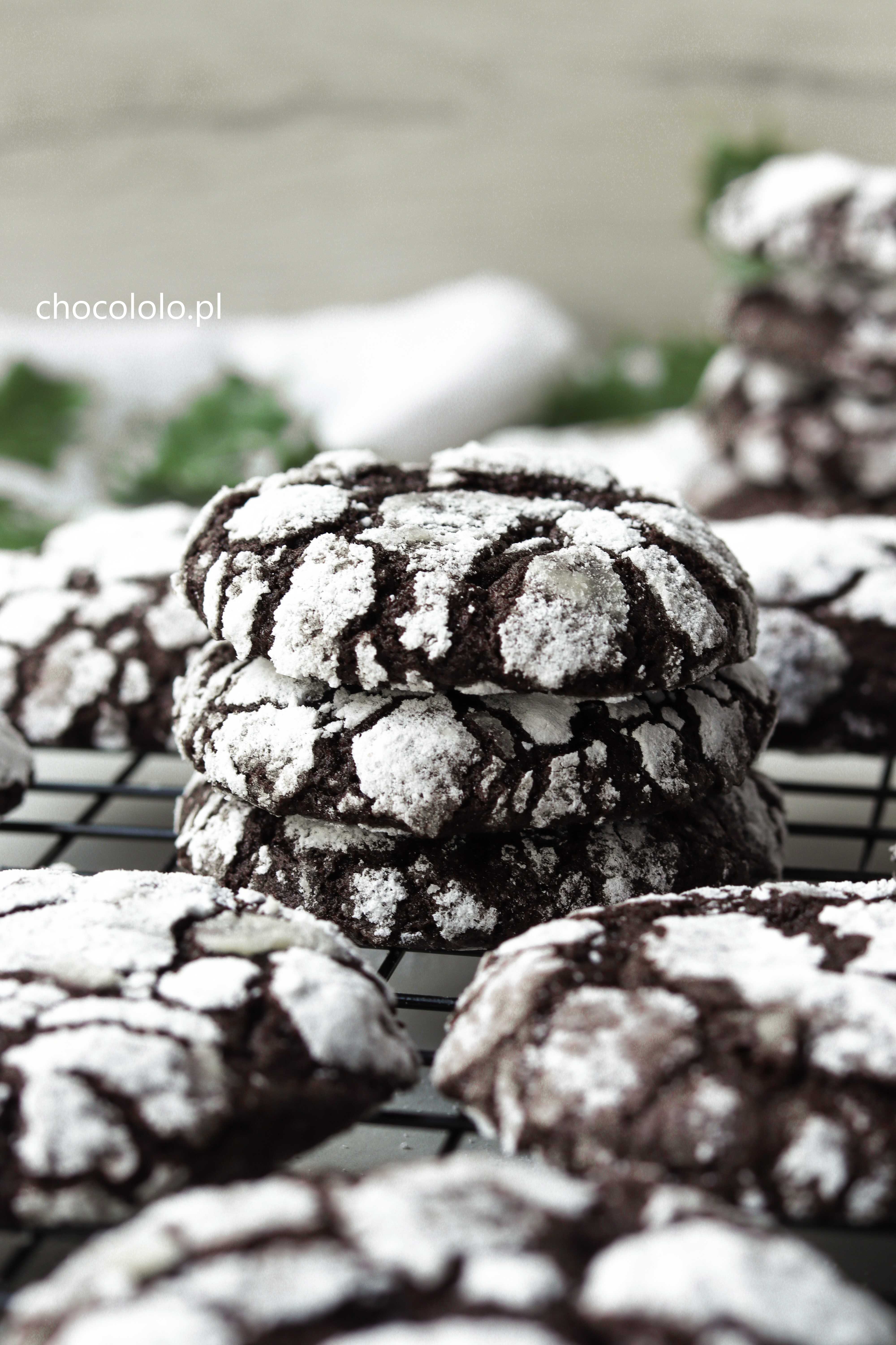 Popękane ciasteczka "chocolate crinkles" - Chocololo.pl - czekoladowy blog