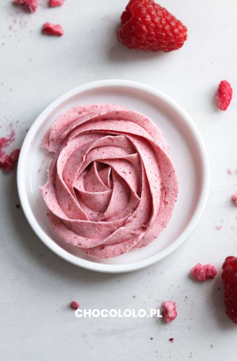 Malinowy krem maślany z mlekiem skondensowanym (ze świeżych malin) - Chocololo.pl - czekoladowy blog