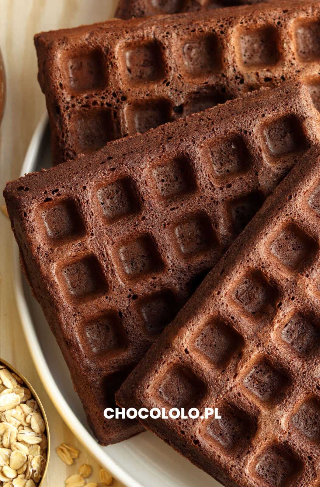 Czekoladowe gofry owsiane (bezglutenowe) - Chocololo.pl - czekoladowy blog