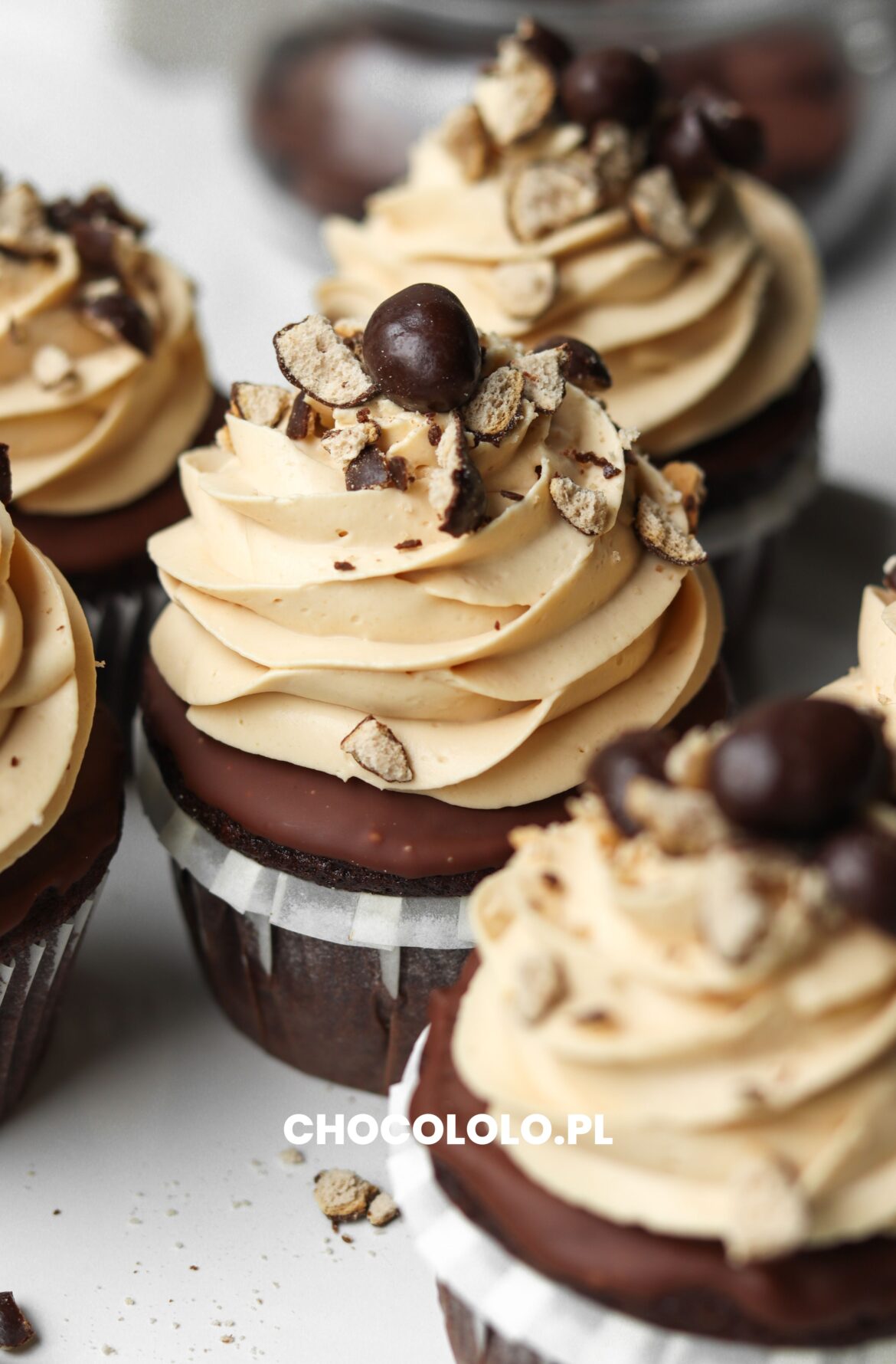 Babeczki czekoladowe z kremem krówkowym - Chocololo.pl - czekoladowy blog